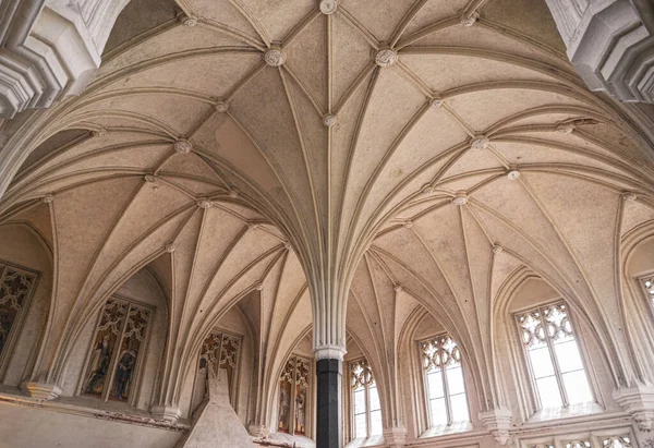 Vaulted ceilings Stock Photos, Royalty Free Vaulted ceilings Images ...
