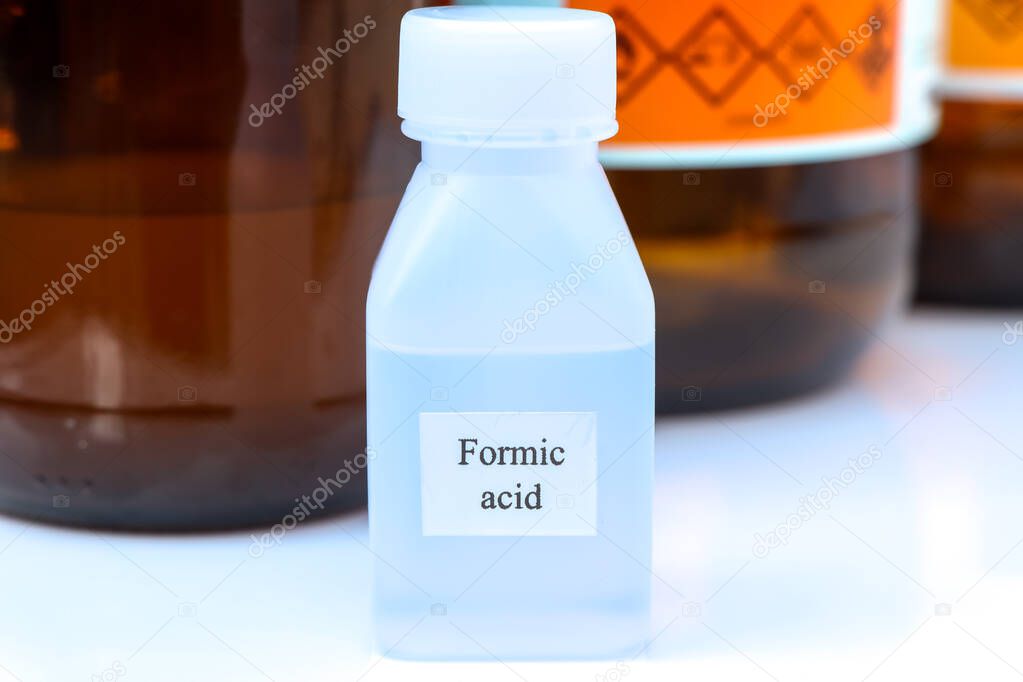 Ácido fórmico, un producto químico utilizado en el laboratorio o la ...