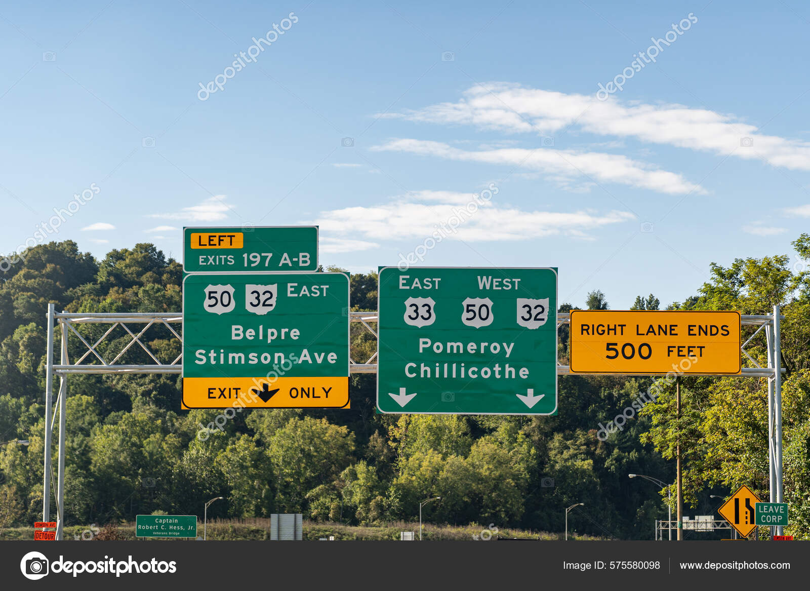 Road Signs Athens Ohio Route Exit 197 Belpre Stimson Ave – Stock ...