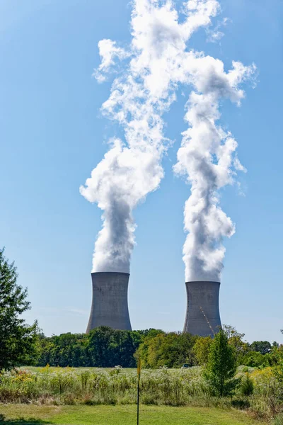 Steam pouring out of the natural draft cooling towers of the Limerick ...