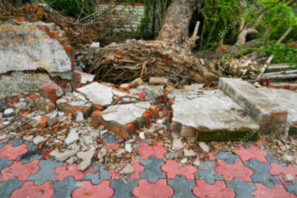 Imagen borrosa de Howrah, Bengala Occidental, India. Super ciclón Anfán ...