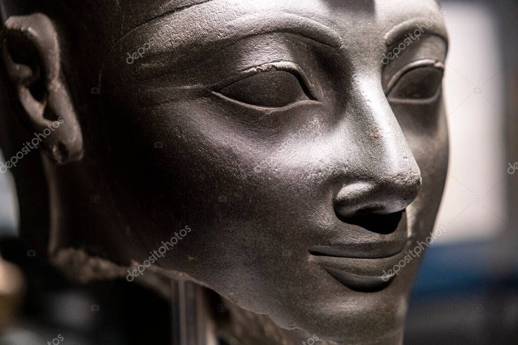 cabeza del faraón Tuthmosis III, limo verde, XVIII dinastía, reinado de ...