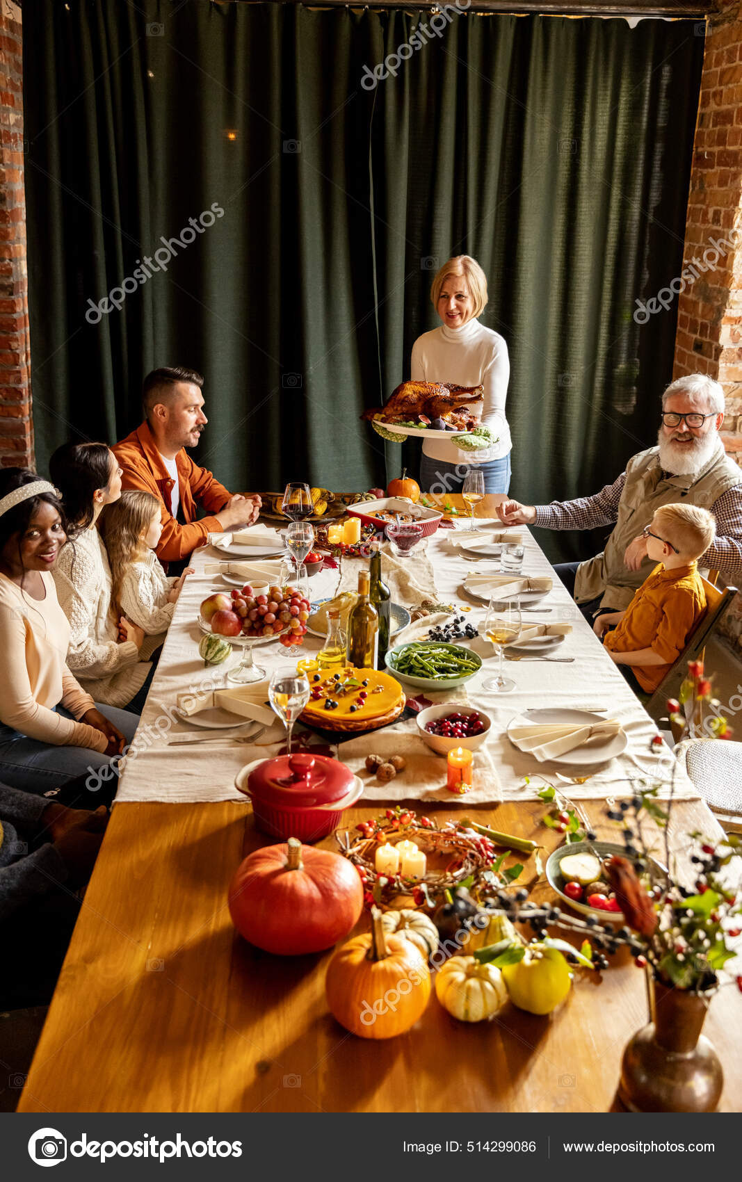 Family Turkey Dinner Images