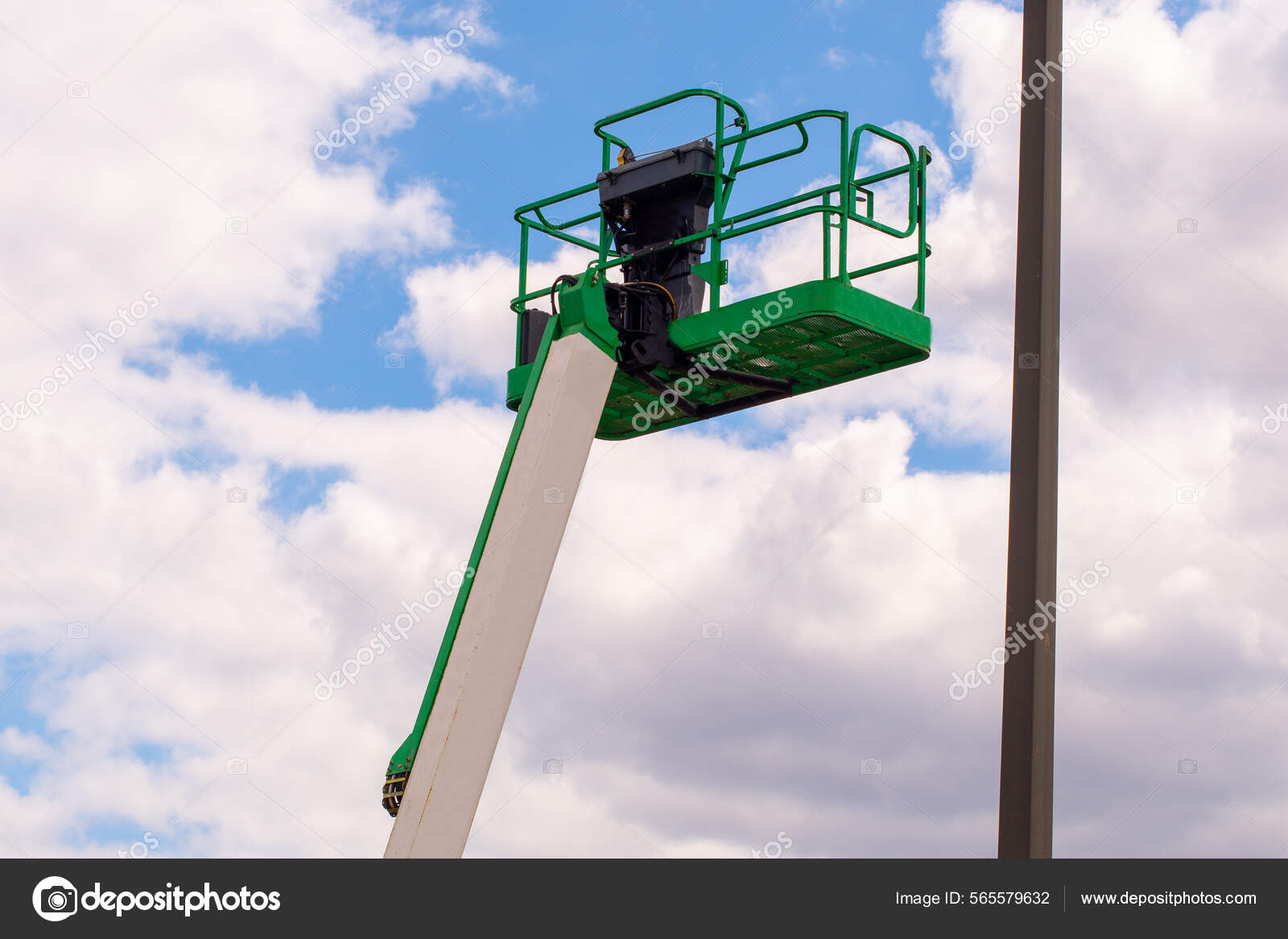 Telescopic platform crane lift hydraulic heavy Stock Photo by ...