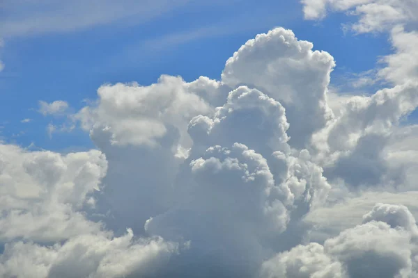 Cumulus cloud formation Stock Photos, Royalty Free Cumulus cloud formation Images | Depositphotos
