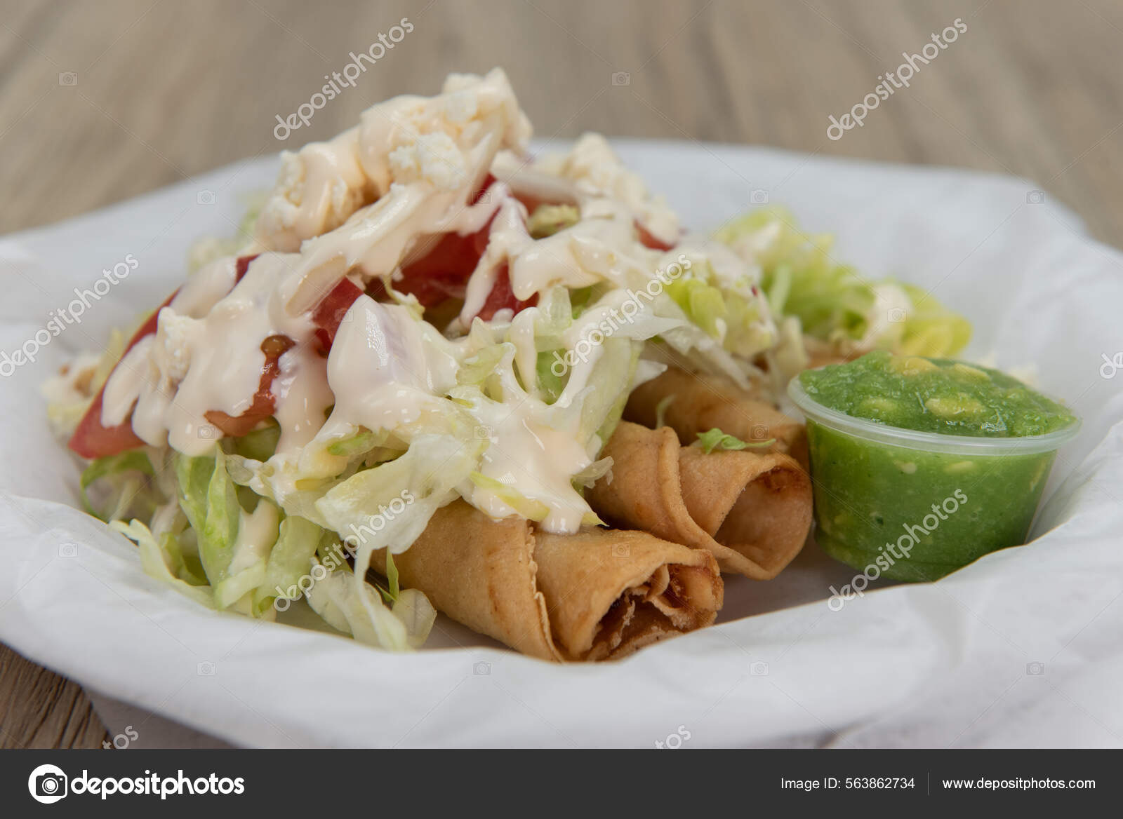 Flour Tortilla Flautas Served Crispy Shells Topped Pico Gallo Delicious ...