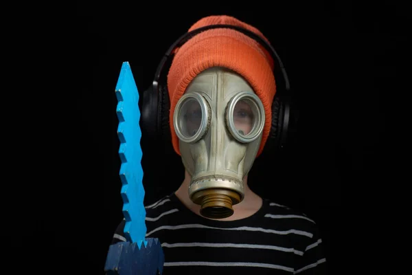 Gas mask prisoner Stock Photos, Royalty Free Gas mask prisoner Images ...