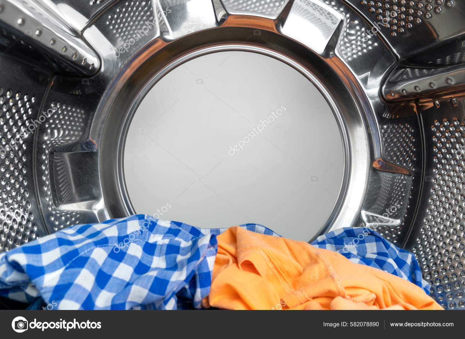 Colored Clothes Drum Washing Machine View — Stock Photo © erik3804 ...