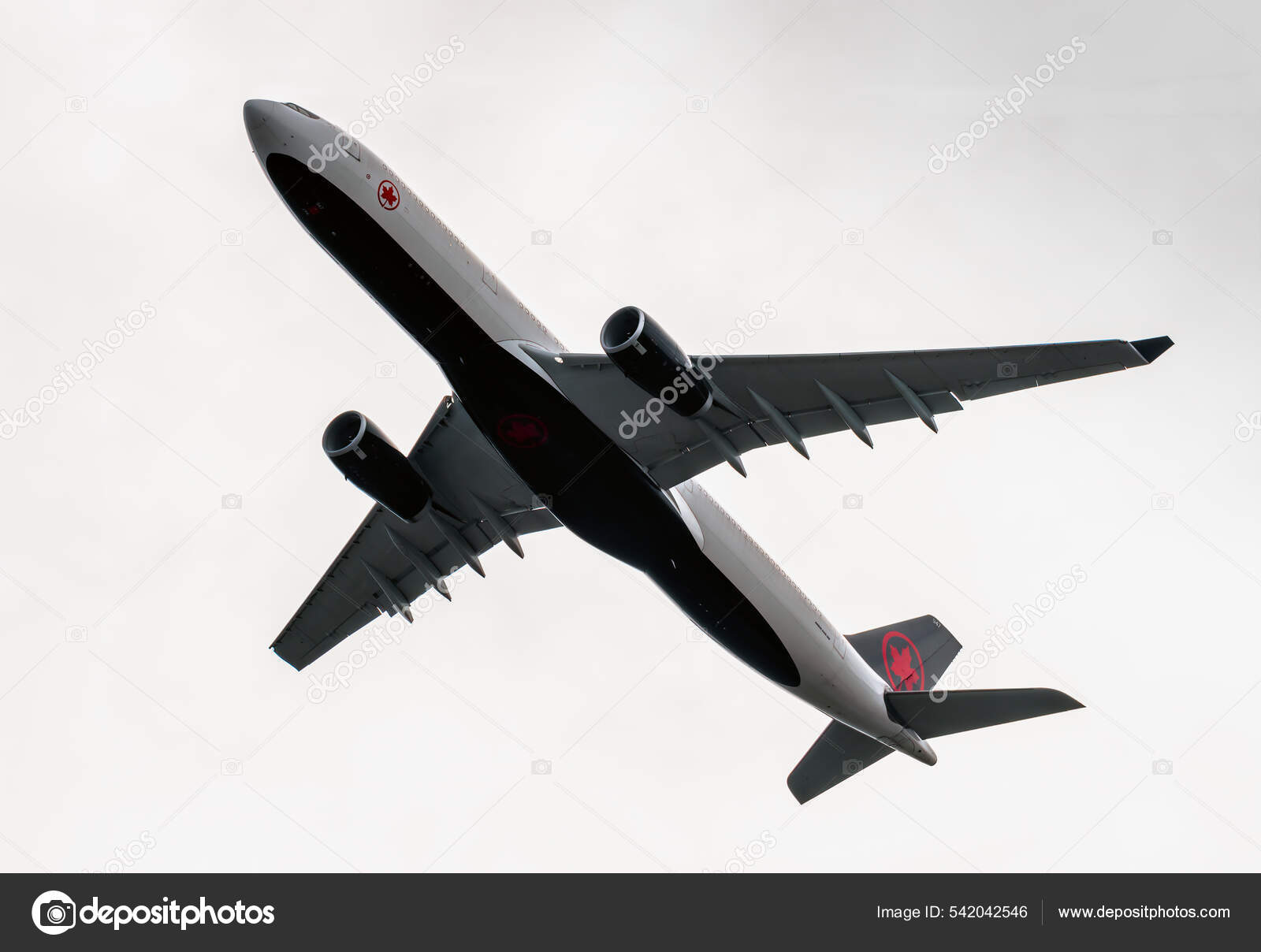 Airbus A330-300 passenger aircraft of the airline Air Canada flying ...
