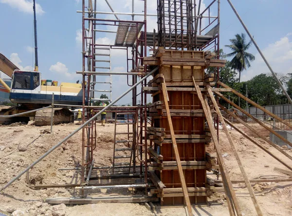 Installing formwork Stock Photos, Royalty Free Installing formwork ...