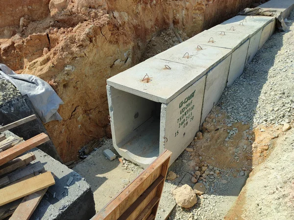 Culvert box Stock Photos, Royalty Free Culvert box Images | Depositphotos