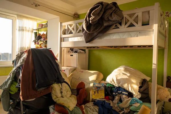 Messy homes indoors Stock Photos, Royalty Free Messy homes indoors ...