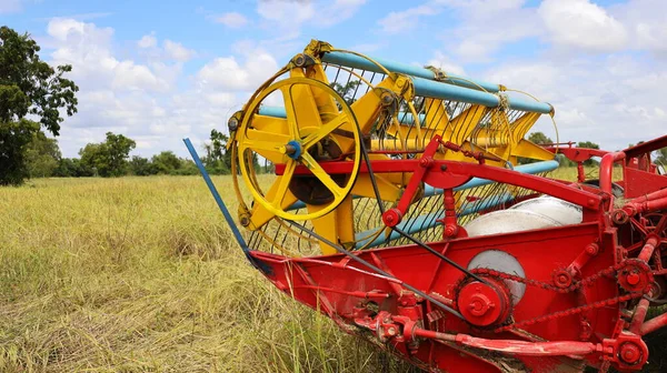 Close Rotary Harvester Rotary Rotator Harvesting Agricultural Crops ...