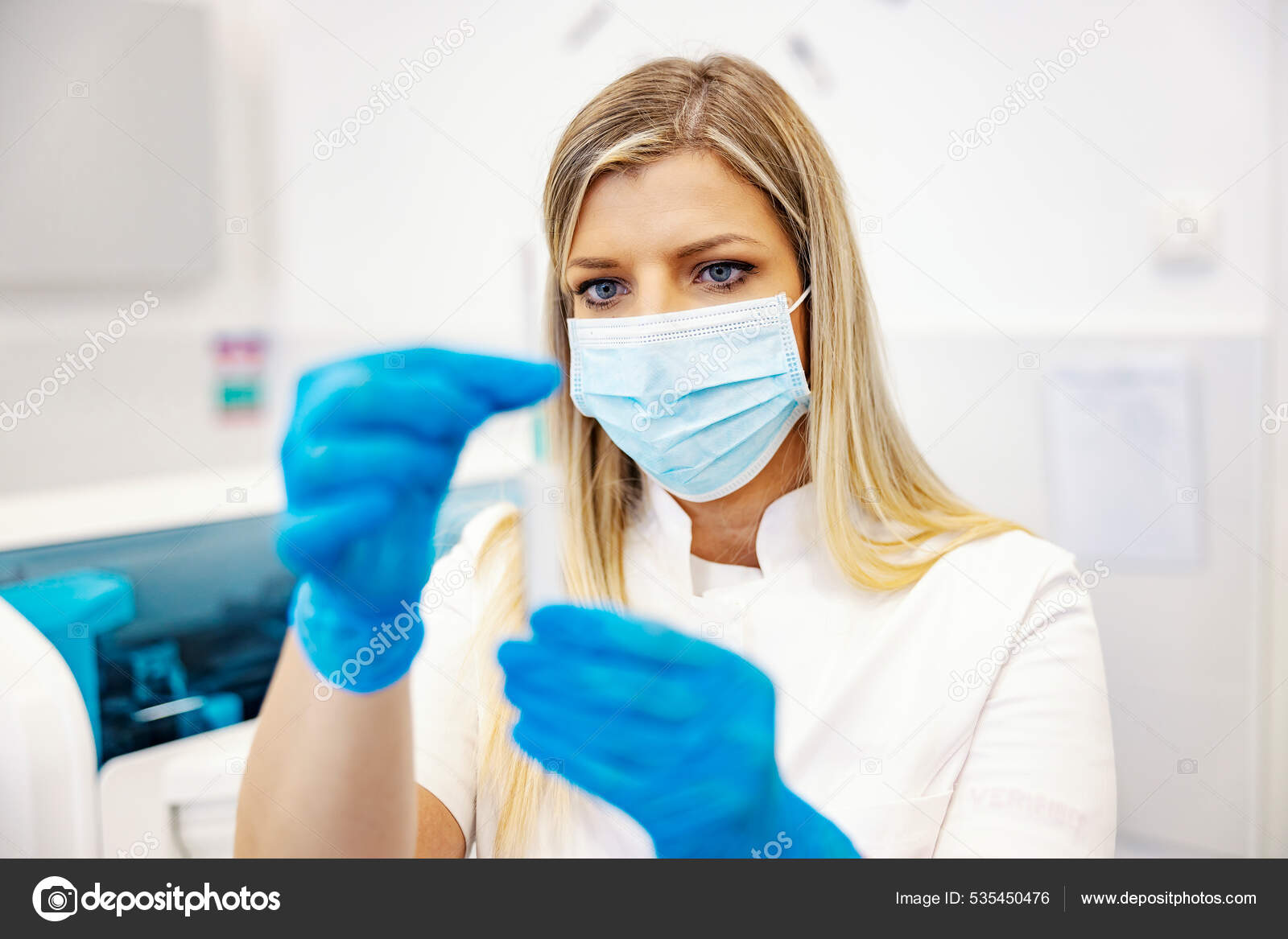 Innovation Lab Nurse Standing Laboratory Preparing Syringe Vaccine Test ...
