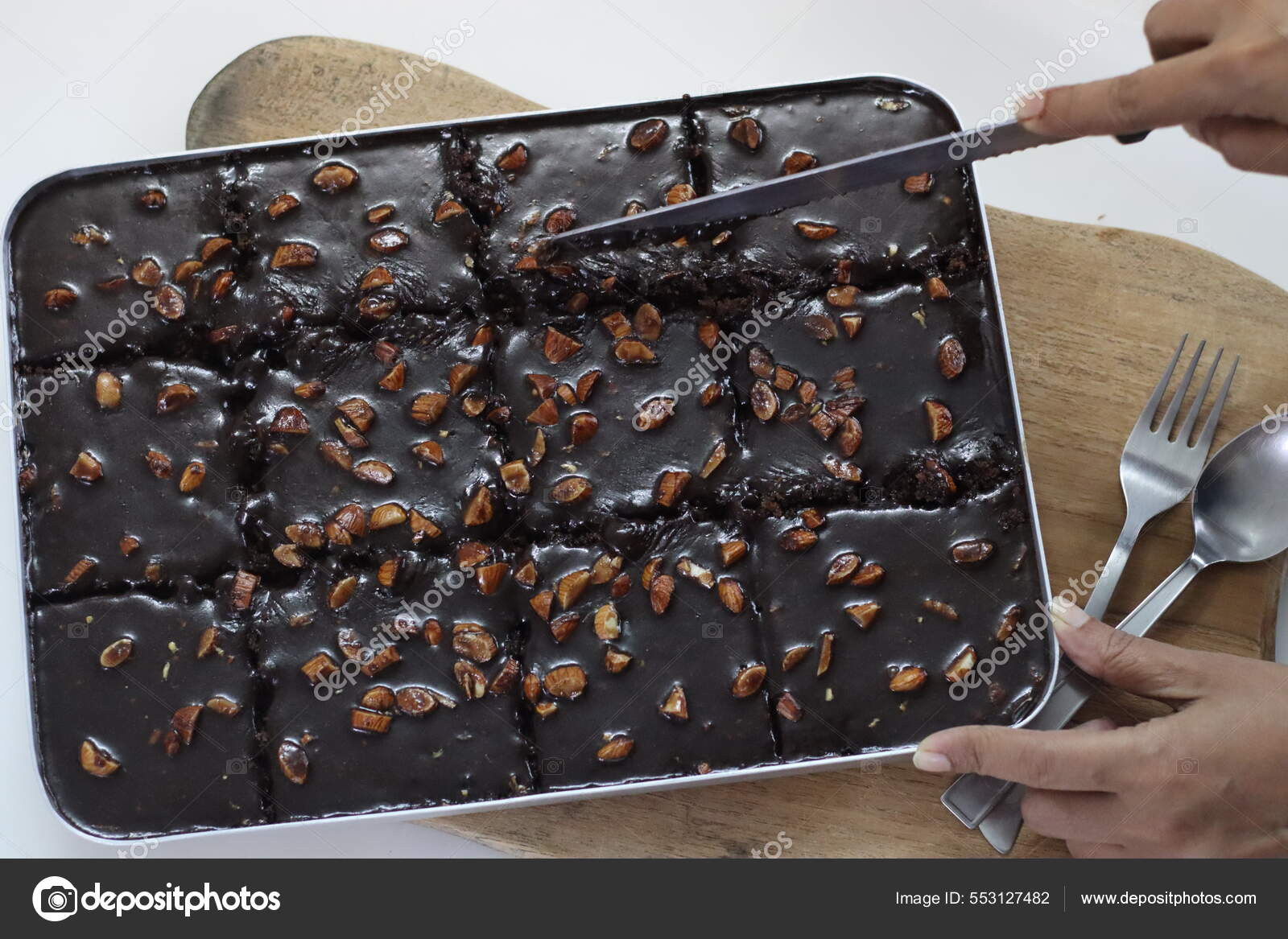 Slicing Texas Sheet Cake Buttery Chocolaty Cake Sliced Rectangular ...