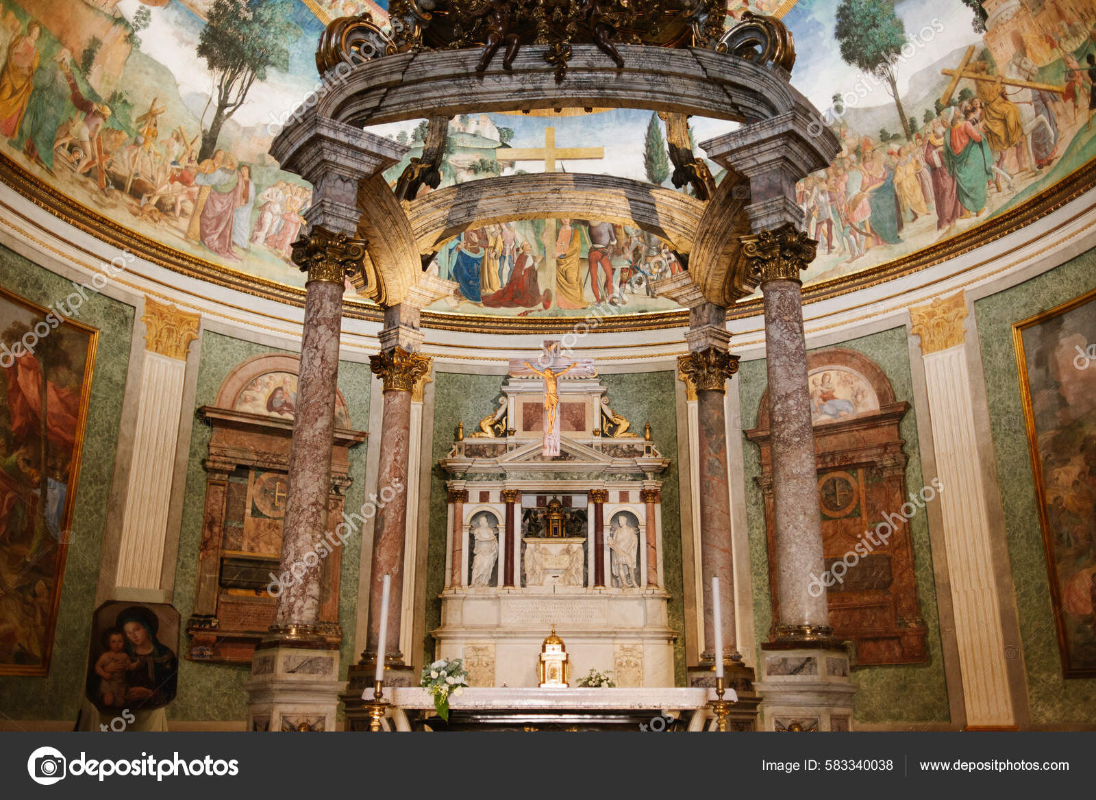 Interior Altar Basilica Holy Cross Jerusalem Basilica Santa Croce ...