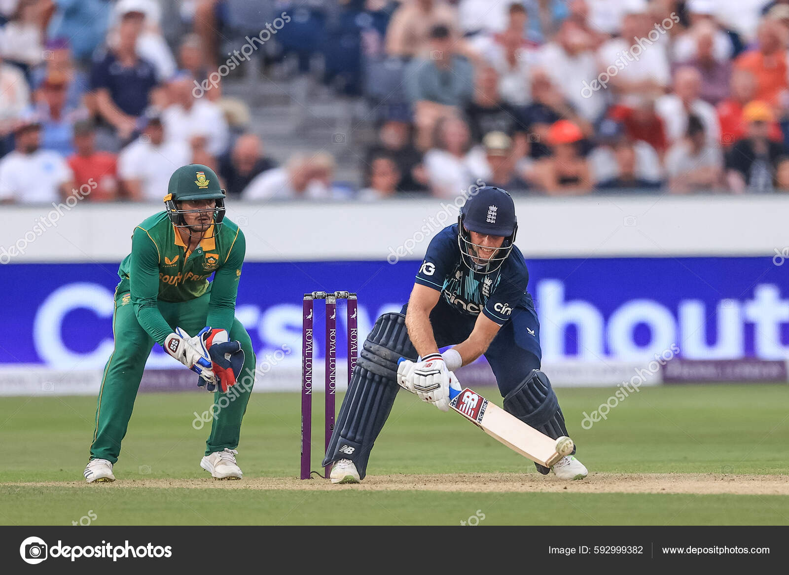 Joe Root England Reverse Sweep Boundary — Stock Editorial Photo ...