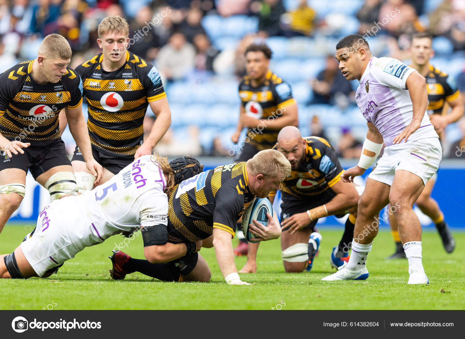 John Ryan Wasps Rugby Tackled Alex Moon Northampton Saints Gallagher ...