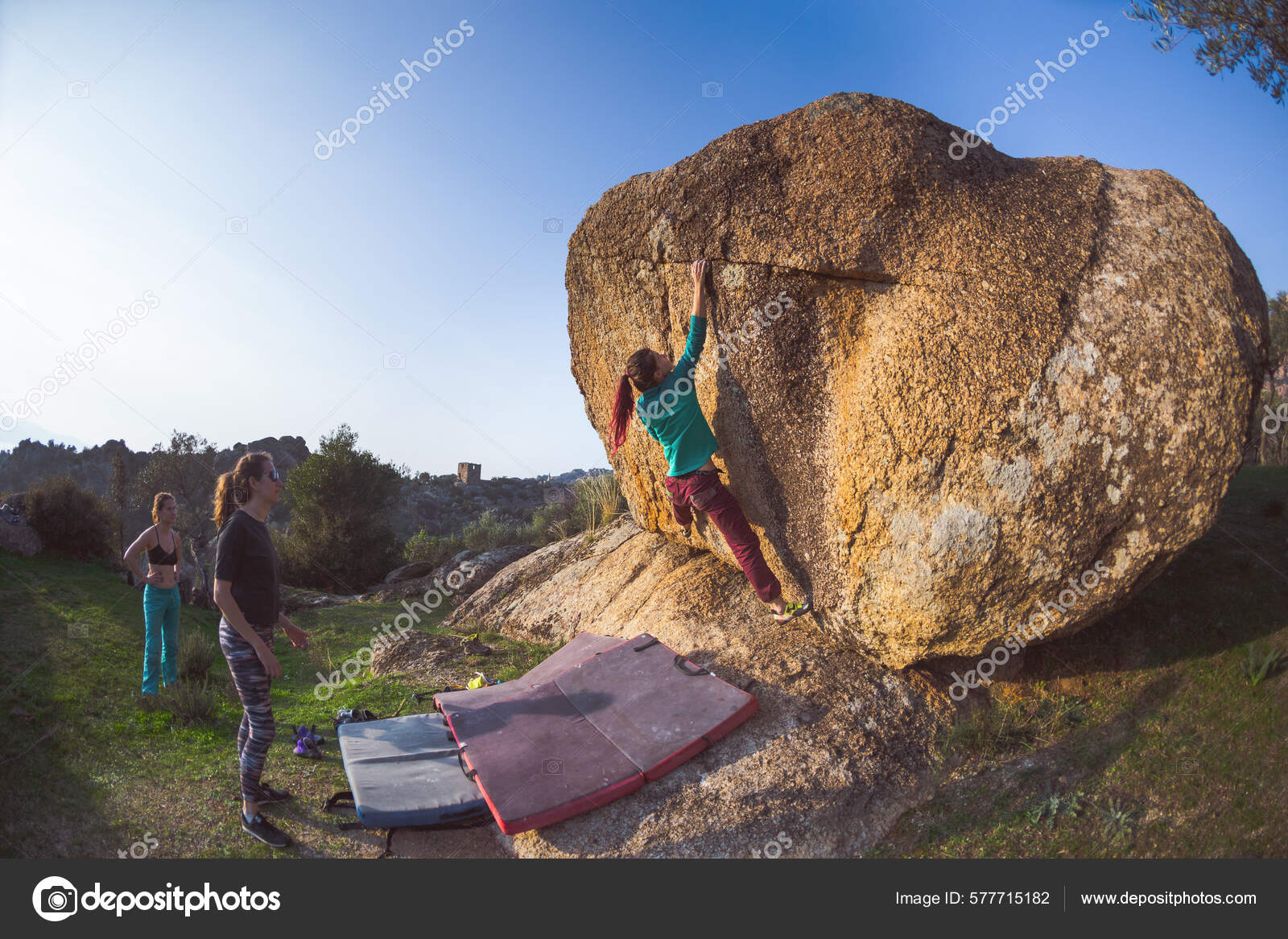 Friends Sports Nature Bouldering Rocks Girl Climbs Big Stone Woman ...