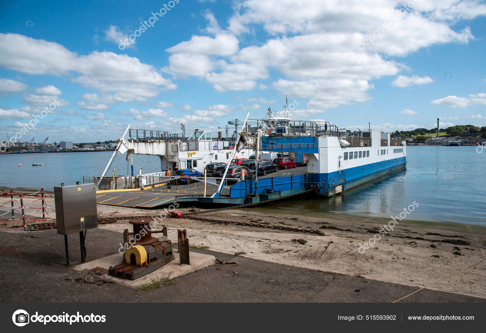 Torpoint Cornwall England 2021 Chain Roro Ferry Departing Torpoint ...
