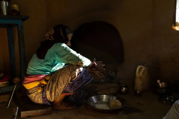 Women poverty Stock Photos, Royalty Free Women poverty Images ...