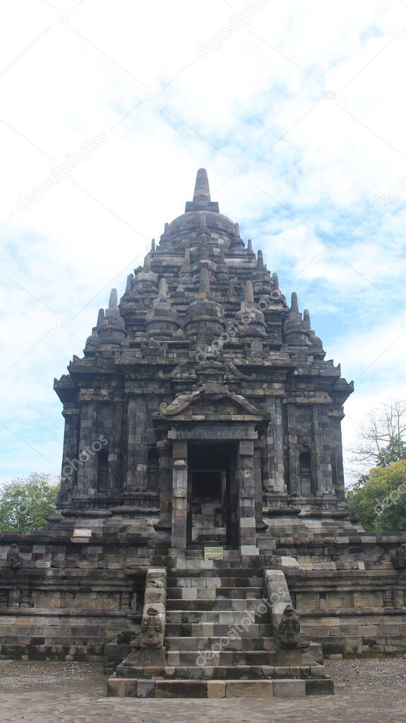 Viajando al templo de Bubrah, este templo se encuentra en la provincia de Java Central ...