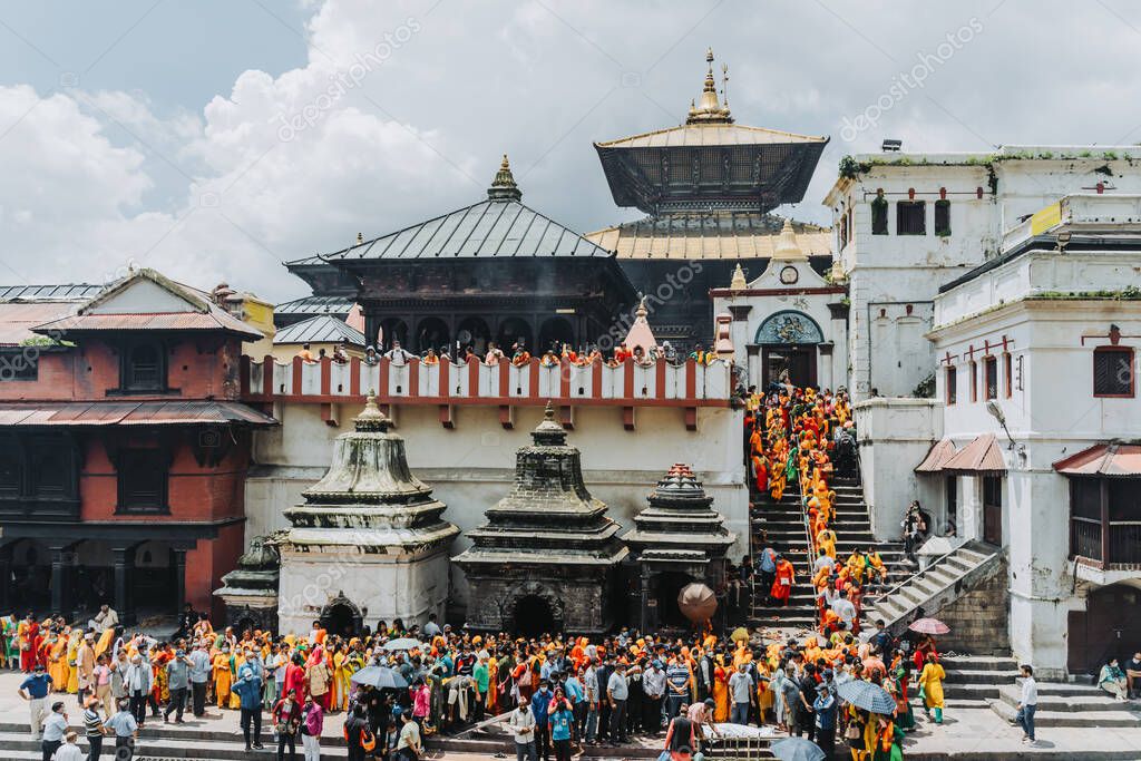 kathmandu,Nepal - Aug 8, 2022 : Hindu devotees at pashupatinath temple ...