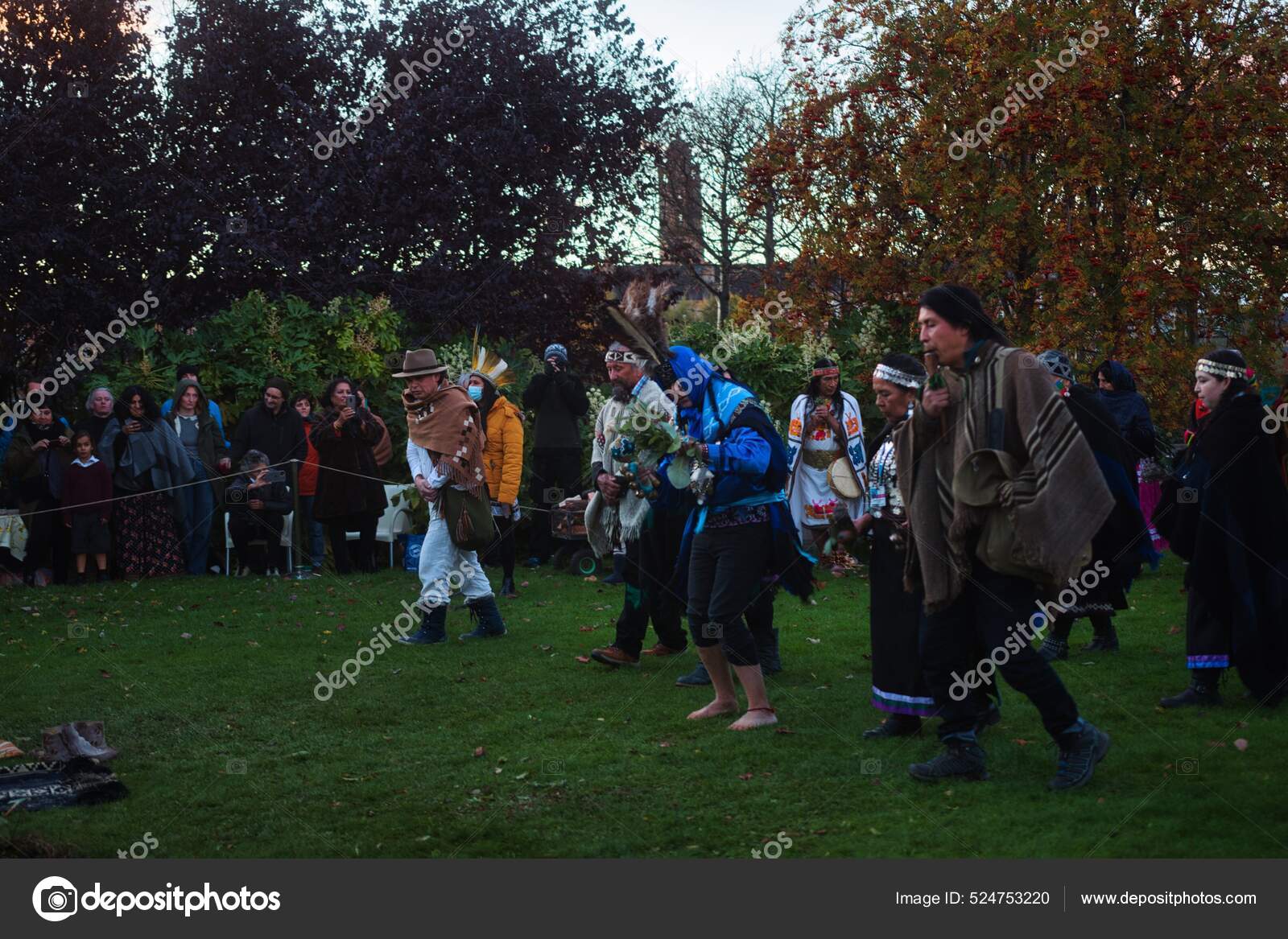 Indigenous People Attend Cop Glasgow November 2021 Glasgow Scotland ...