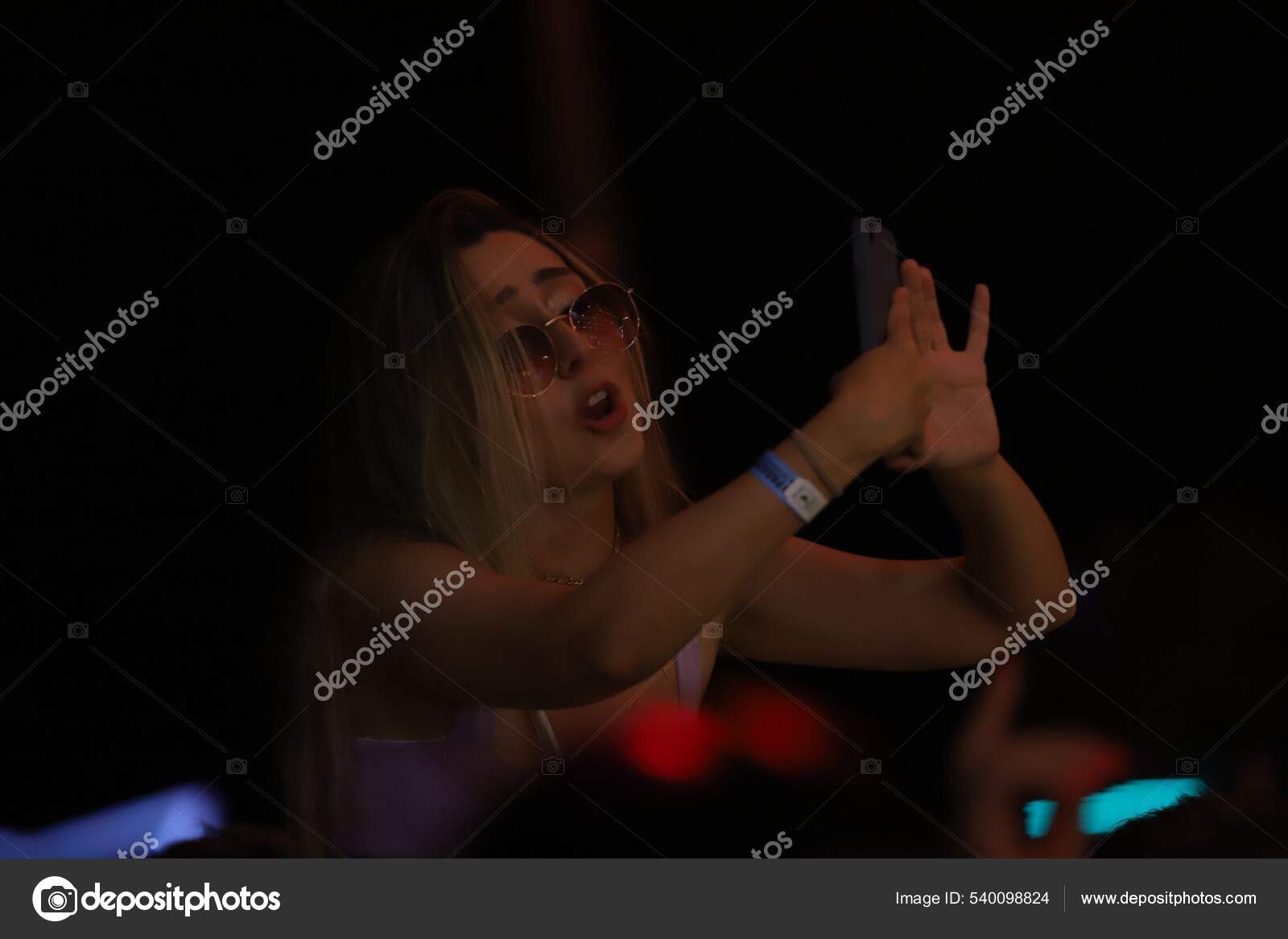 Country Duo Jorge Mateus Perform Beach Jurere Internacional Santa ...