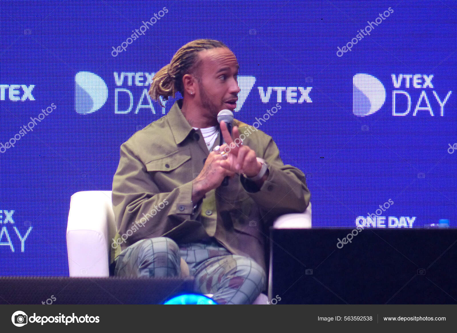 Pilot Lewis Hamilton Participates Vtex Day Largest Digital ...
