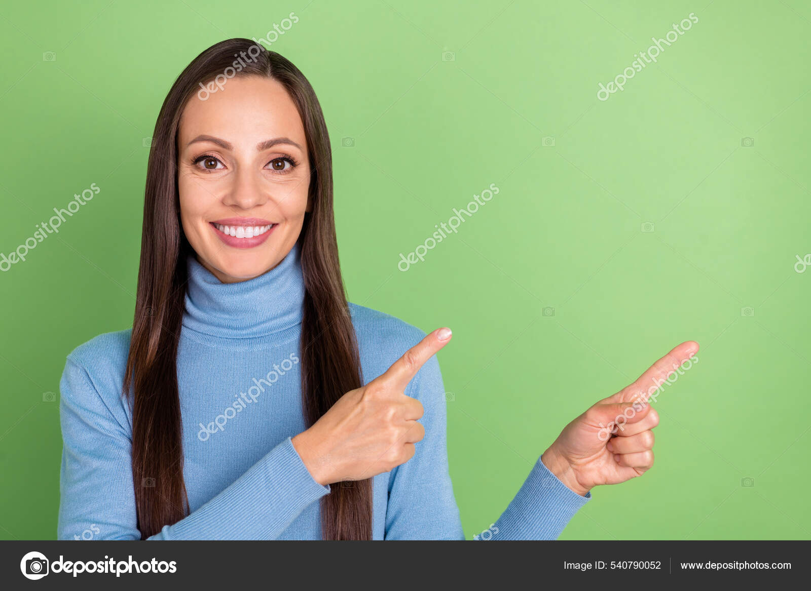 Photo of nice reliable indicate finger side empty space wear blue ...