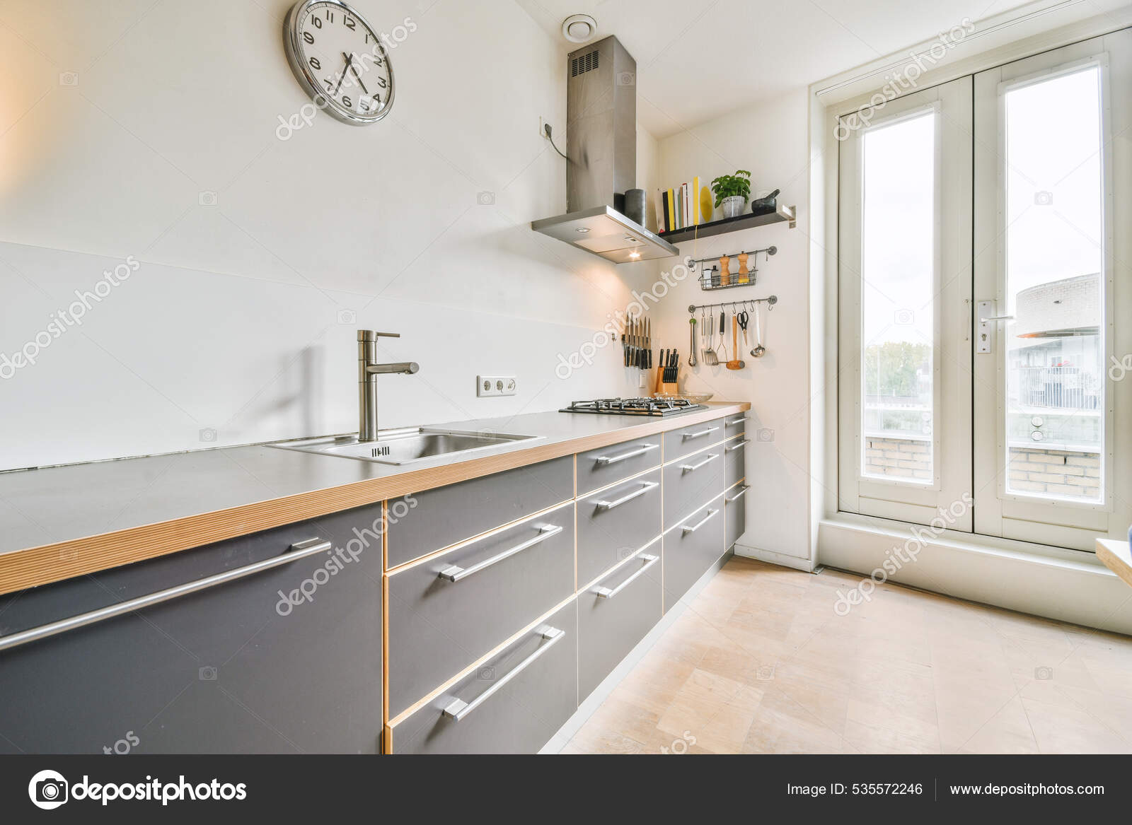 Modern kitchen design — Stock Photo © procontributors #535572246