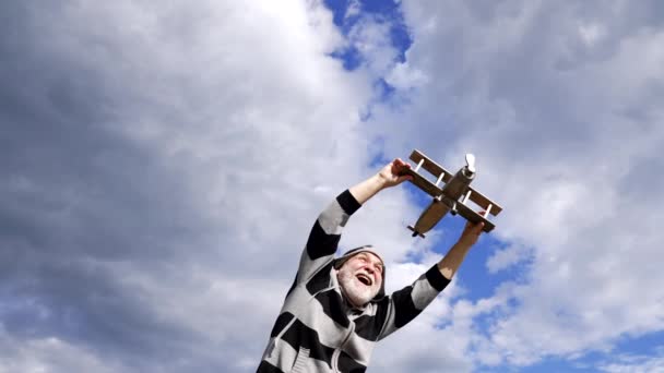 2,693 Plane playing Videos, Royalty-free Stock Plane playing Footage ...