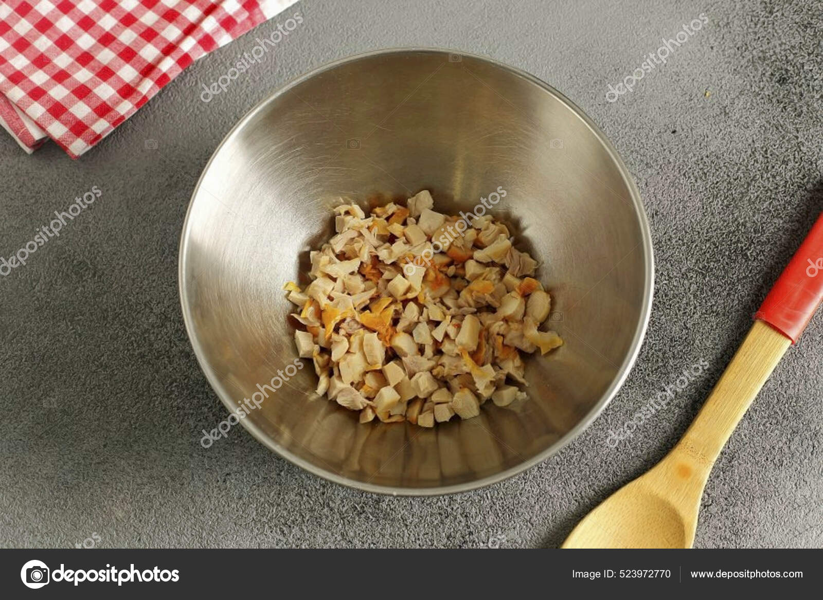 Cut Chicken Fillet Cubes — Stock Photo © PavSub #523972770