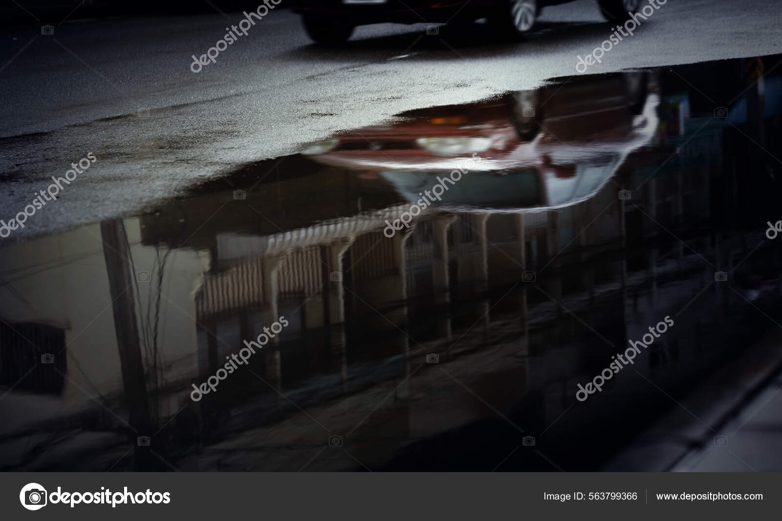 Reflection Blurry Cars Puddle City Street Hard Rain Fall Selective ...