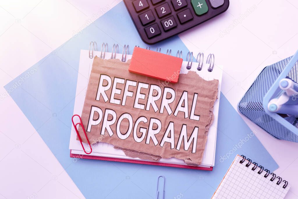 Texto que presenta el Programa de Referencia. Concepto de negocio Método de reclutamiento ...