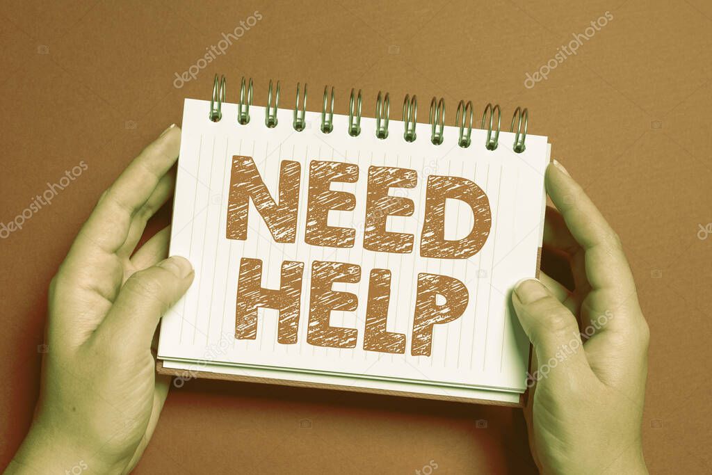 Texto presentando Need Help. Concepto de negocio Cuando alguien está ...