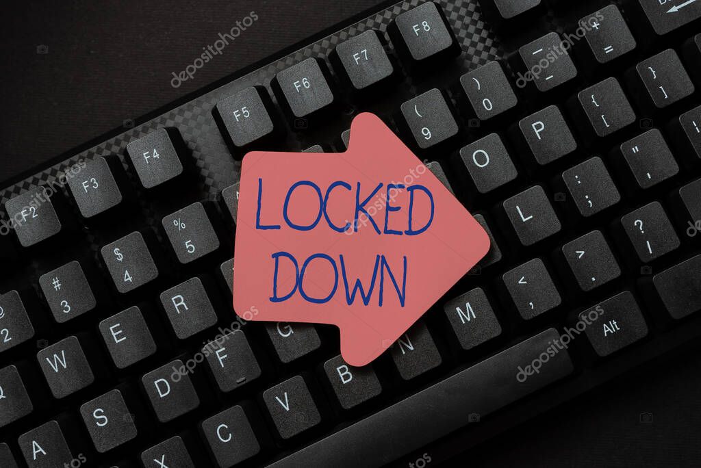 Inspiración mostrando un signo bloqueado. Concepto que significa medida ...