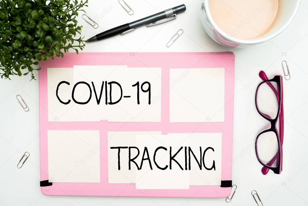 Escribir mostrando texto Covid 19 Tracking. Concepto que significa ... Escribir mostrando texto Covid 19 Tracking. Concepto que significa ...