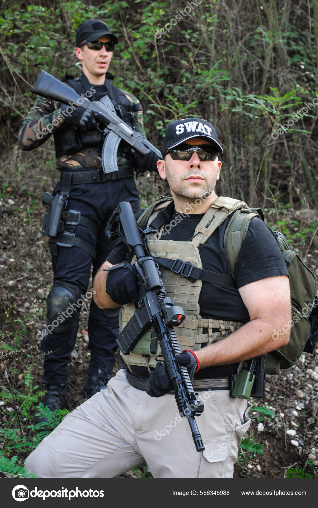 Army Soldiers Shooting Rifle Machine Gun Forest Nature Outdoor Military ...