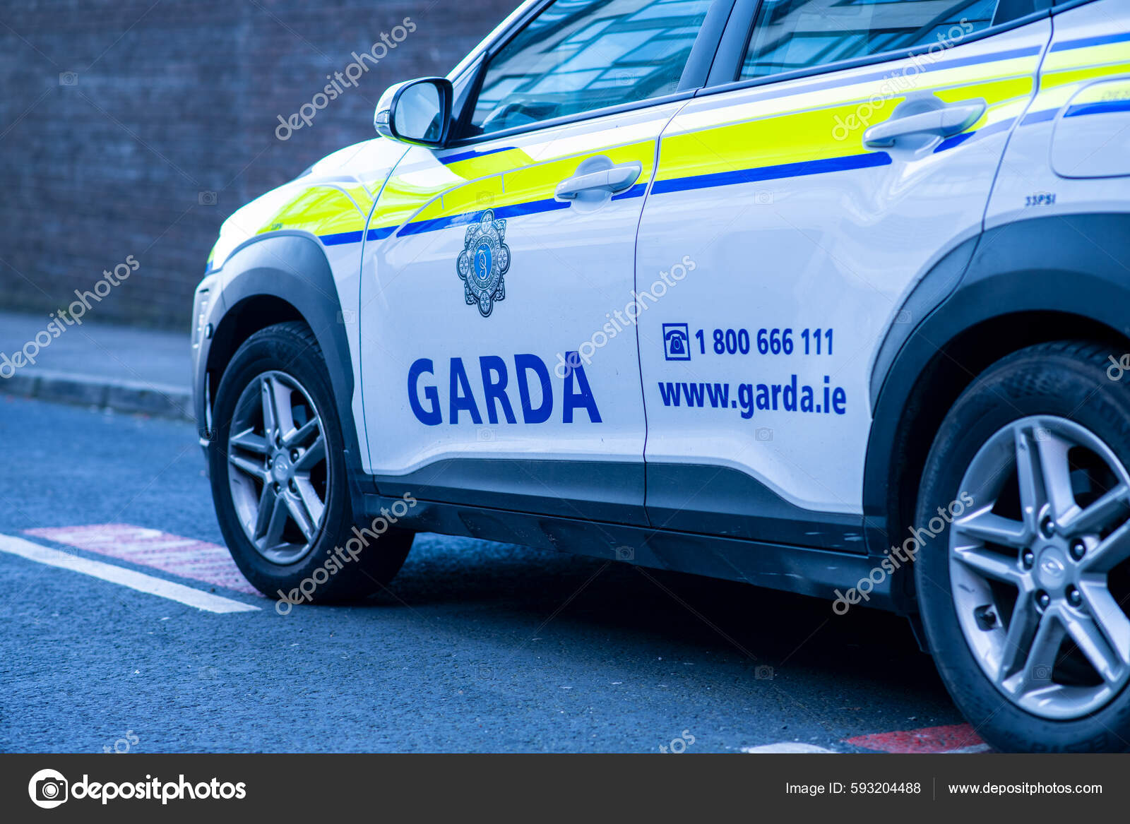 View Police Emblems Ireland Emblem Building Car Street Lantern Limerick ...