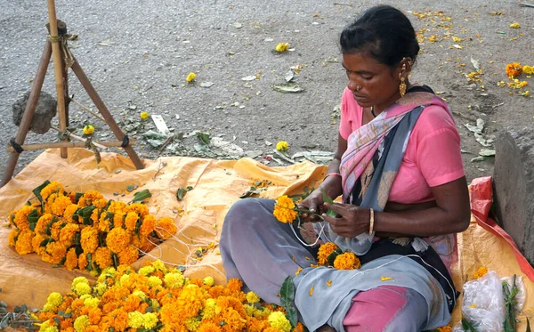 Multitasking indian woman Stock Photos, Royalty Free Multitasking ...