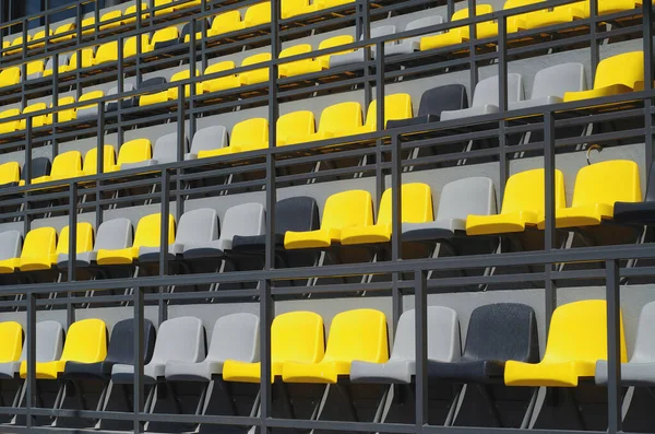 Gradas de estadio fotos de stock, imágenes de Gradas de estadio sin ...