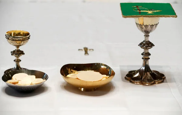 Holy communion table Stock Photos, Royalty Free Holy communion table ...