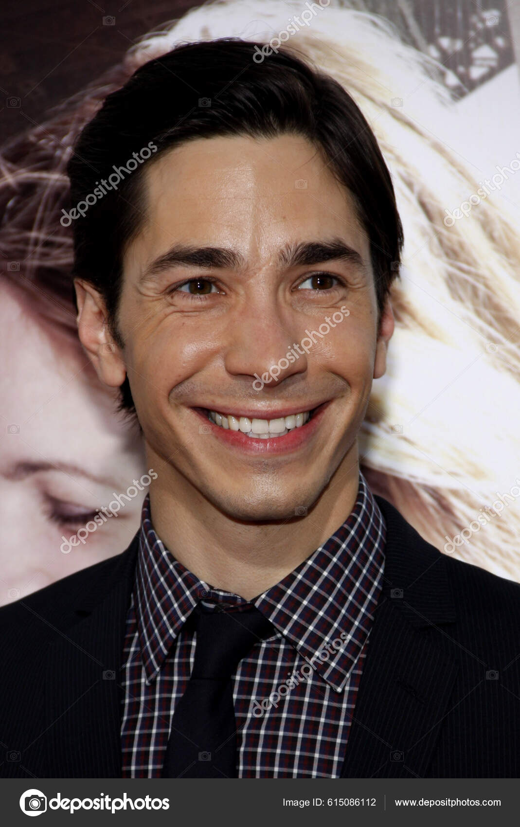 Actor Justin Long Los Angeles Premiere Going Distance Held Grauman's ...