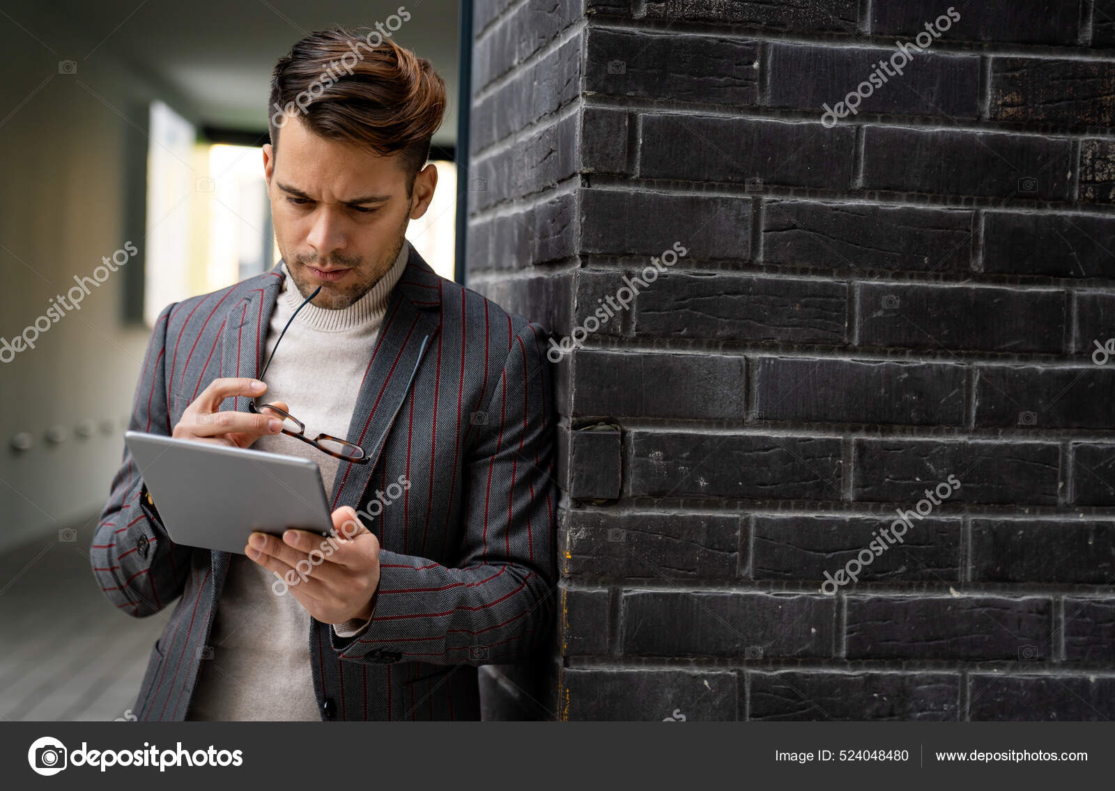 Portrait Young Successful Business Man Entrepreneur Working Urban ...