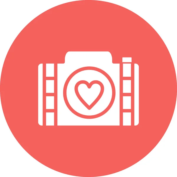 100,000 Camera with heart Vector Images | Depositphotos