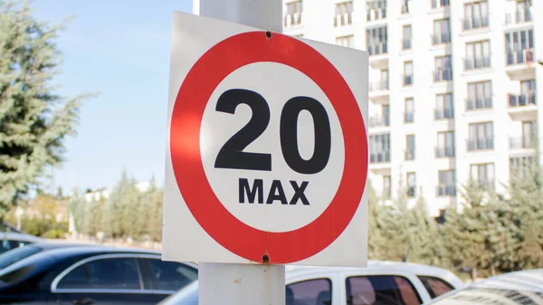 Sinais de limite de velocidade Stock Photos, Royalty Free Sinais de ...