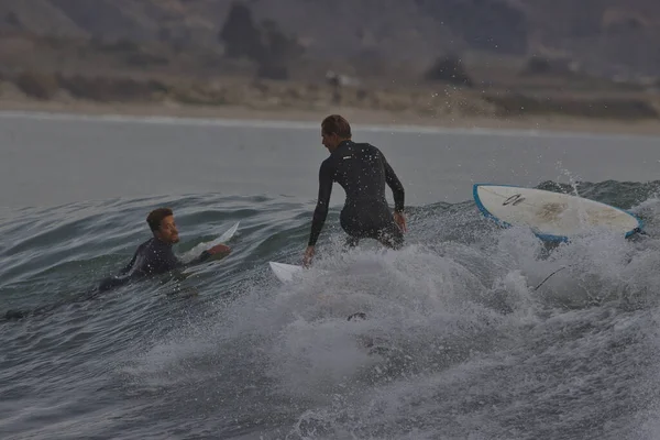 Ojciec i syn surfing Stock Photos, Royalty Free Ojciec i syn surfing ...