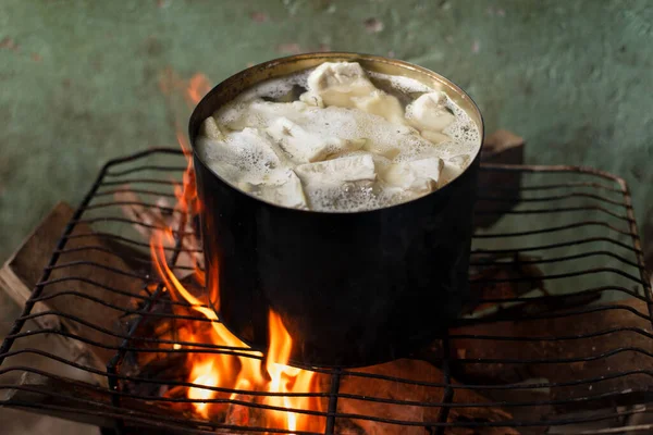 Men Cooking Cassava Iron Pot Wood Fire Sao Joaquim Market – Stock ... Men Cooking Cassava Iron Pot Wood Fire Sao Joaquim Market – Stock ...